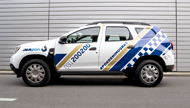 Oglašavanje na vozilima Osječkog taxija